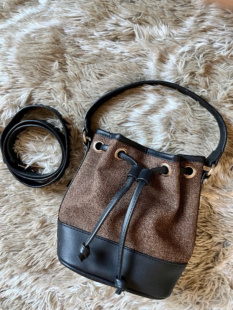 KINA SLING BAG BY BELIYA_TOTEBAG, Barang Mewah, Tas & Dompet di Carousell
