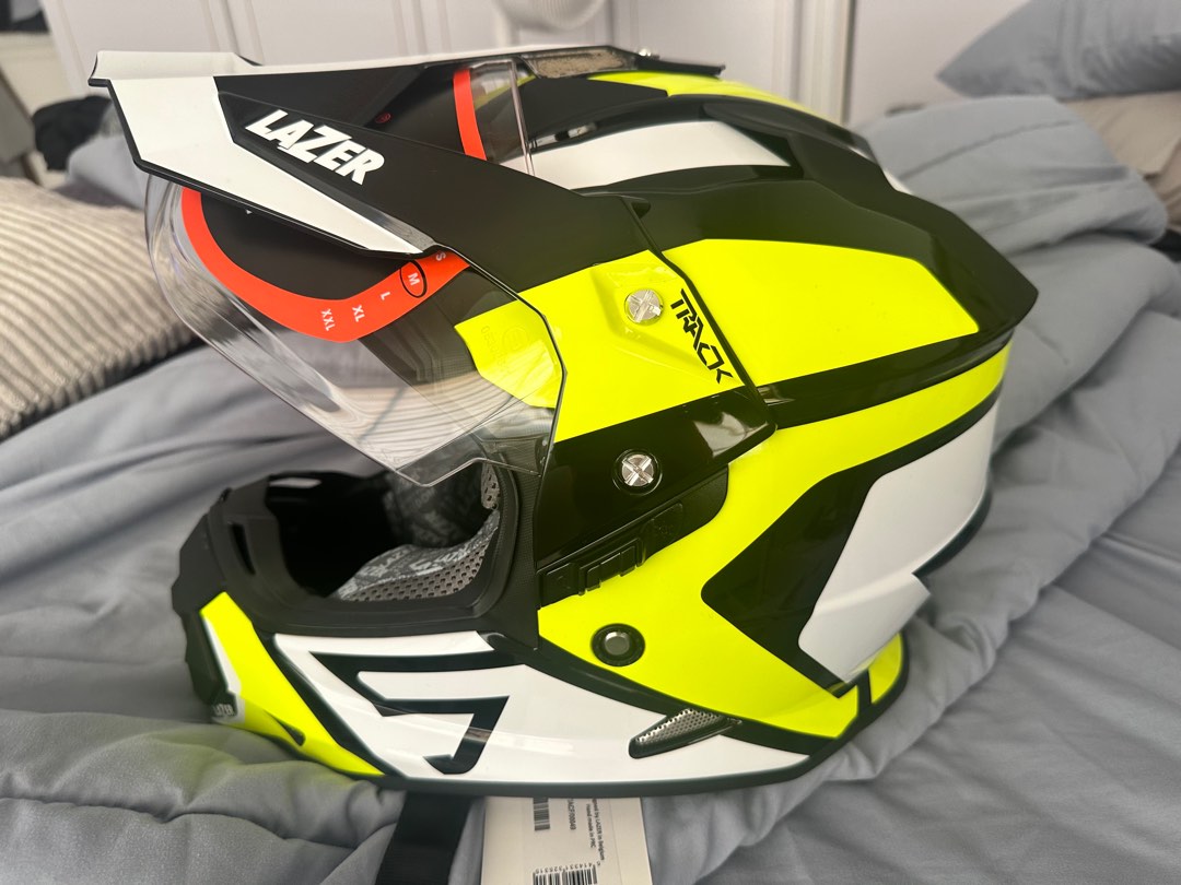 Lazer TH2, Motorcycles, Motorcycle Apparel on Carousell