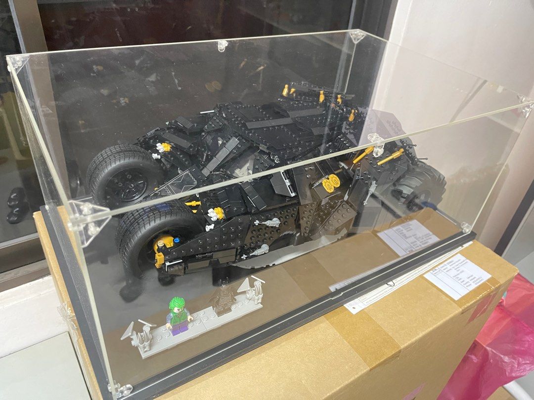 Lego 76240 DC Comics Batman Dark Knight Batmobile Tumbler, Hobbies ...
