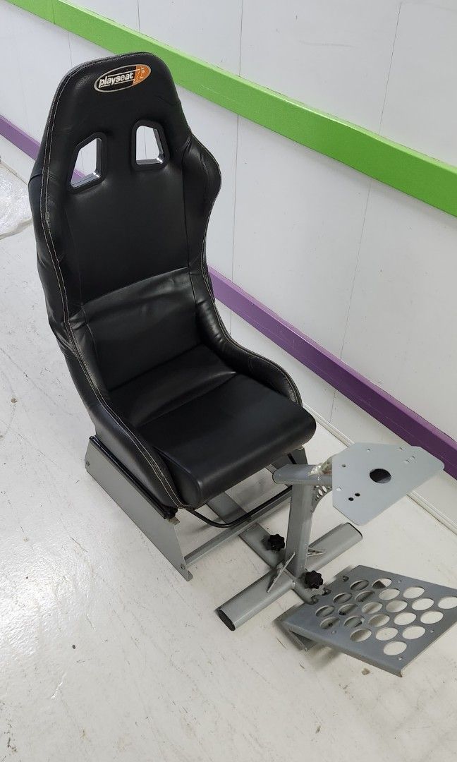 Logitech 923 Trueforce SIM Racing wheels come together with play seat ...