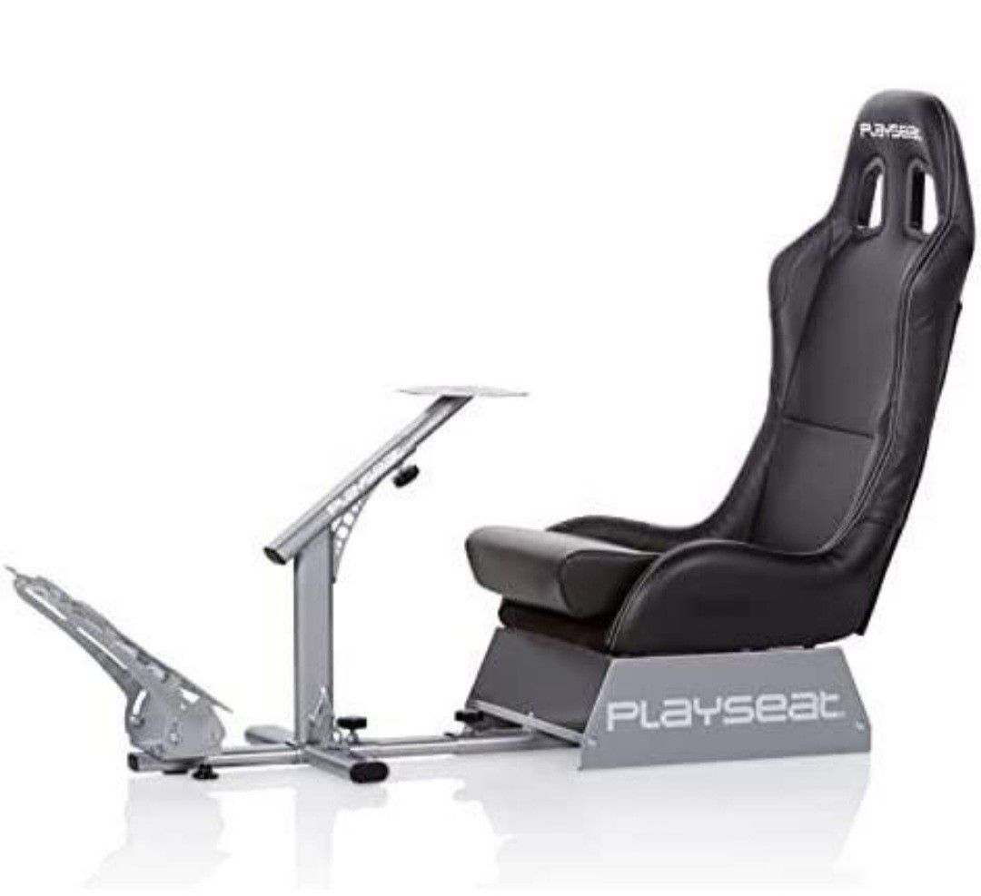 Logitech 923 Trueforce SIM Racing wheels come together with play seat ...