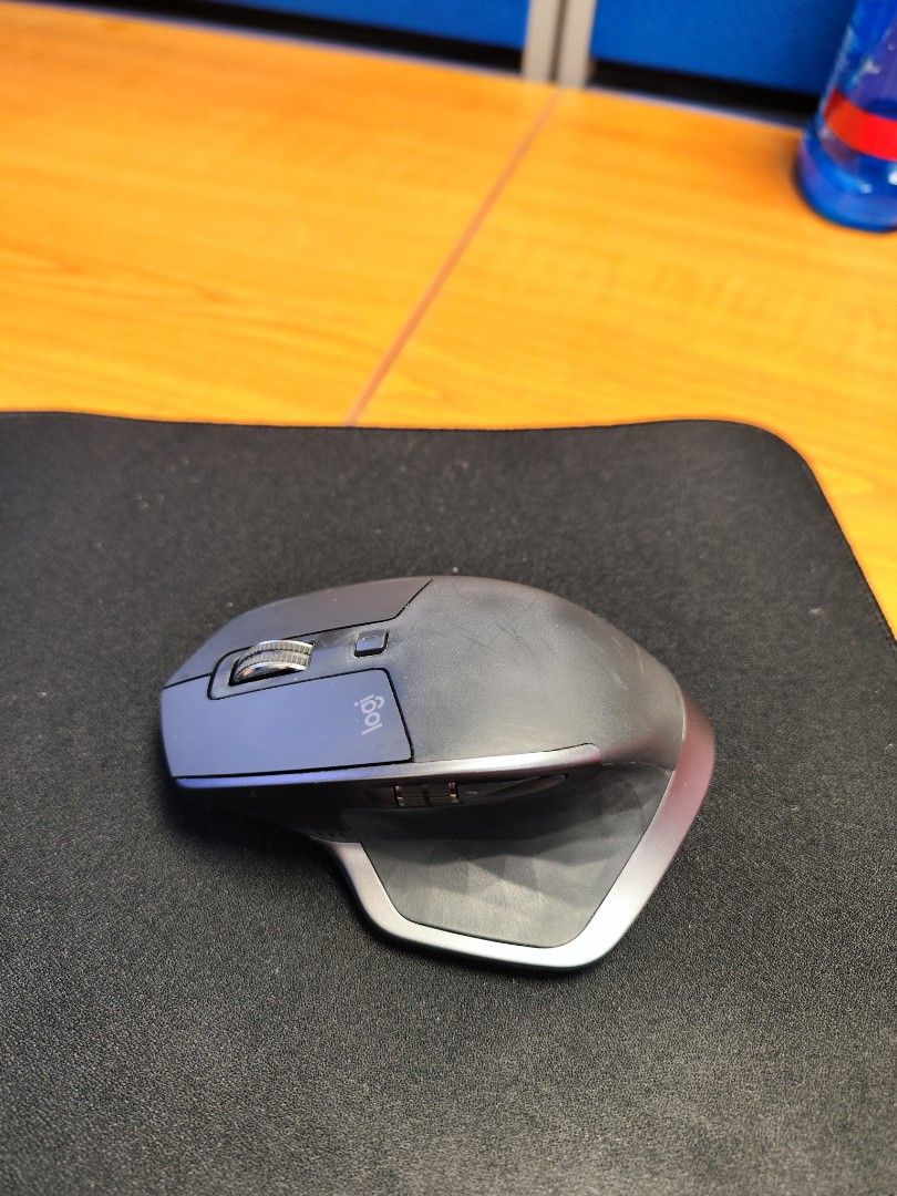 Logitech MX Master 2S Wireless Mouse with FLOW Cross-Computer Control and File Sharing for PC ...