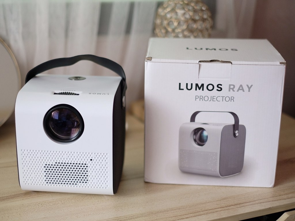 Lumos Ray Projector Smart Version, TV & Home Appliances, TV ...