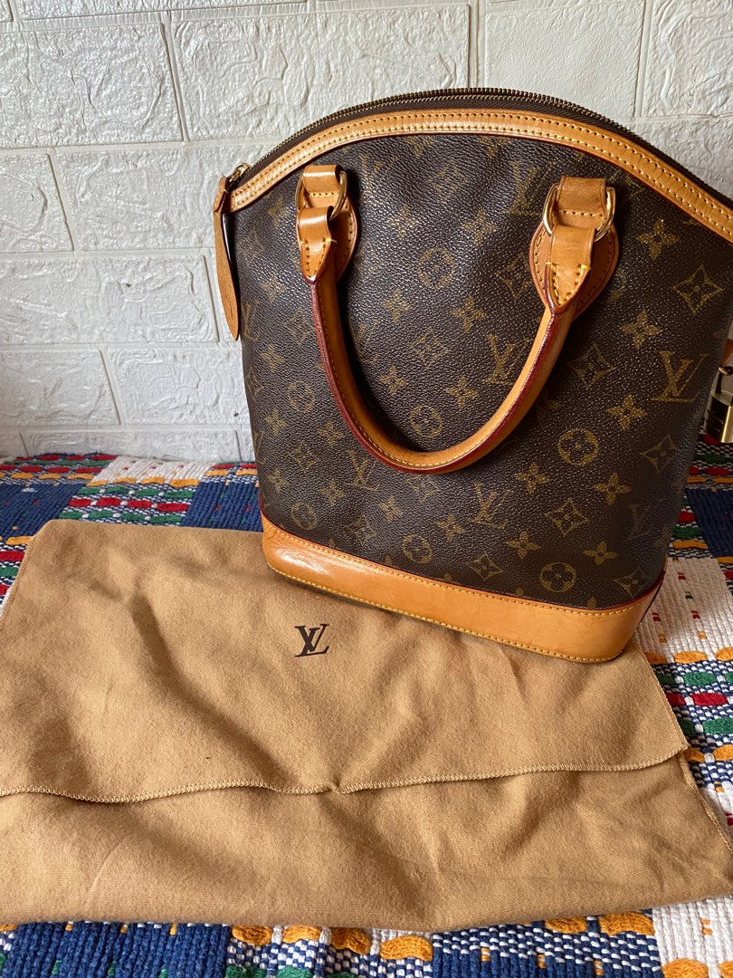 LV Monogram Lockit, Luxury, Bags & Wallets on Carousell