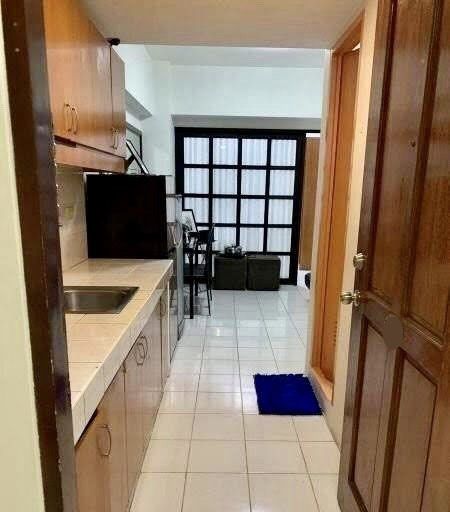 Cityland Makati Executive Tower II Dela Rosa Buendia Condo One Bed Room for Rent or Sale ...