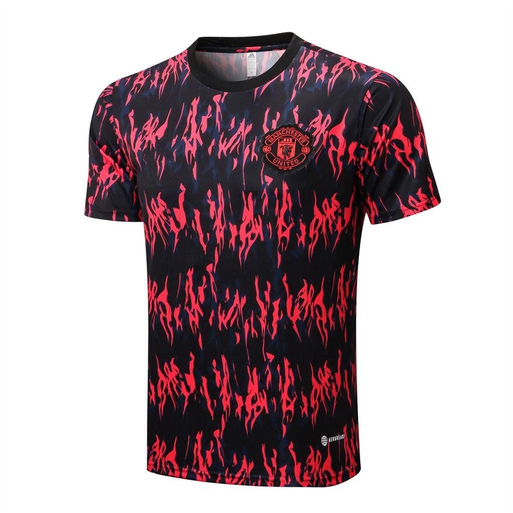 Manchester United training kit, Men's Fashion, Activewear on Carousell