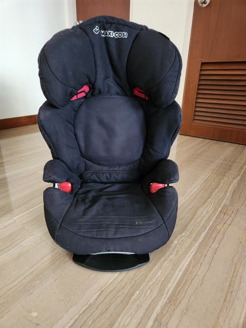 Maxi Cosi Booster seat, Babies & Kids, Going Out, Car Seats on Carousell