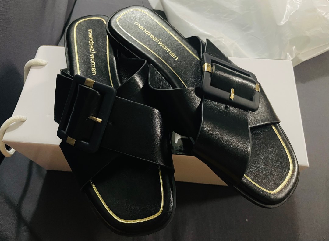 Mendrez, Women's Fashion, Footwear, Sandals on Carousell