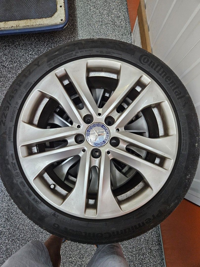 Mercedes-Benz C180 Original 17" Rims with Meaty Tyres, Car Accessories ...