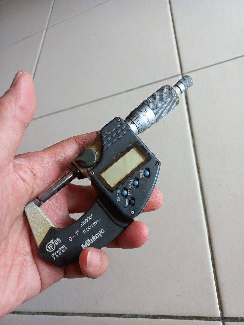 Mitutoyo micrometer japan, Furniture & Home Living, Home Improvement ...