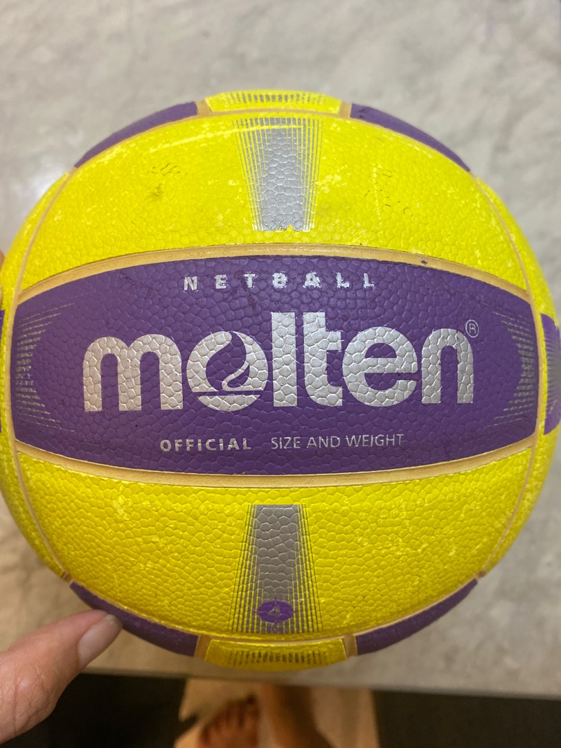 Molten netball size 4, Sports Equipment, Sports & Games, Racket & Ball ...