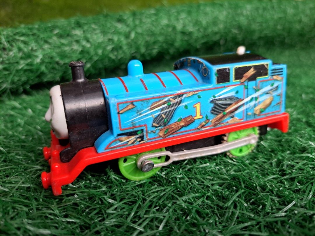 Motorized Trackmaster Thomas & Friends Train Tank Engine 2013 Mattel ...