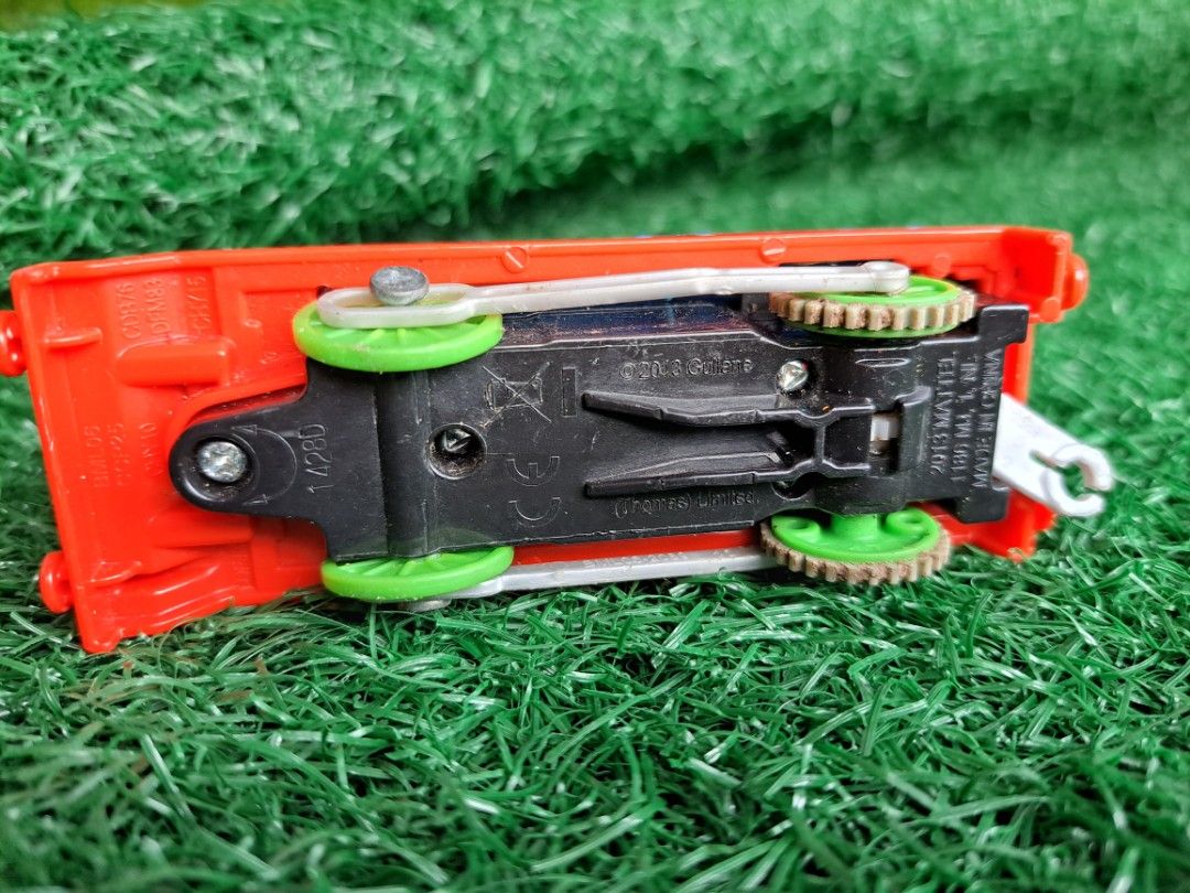 Motorized Trackmaster Thomas & Friends Train Tank Engine 2103 Mattel ...