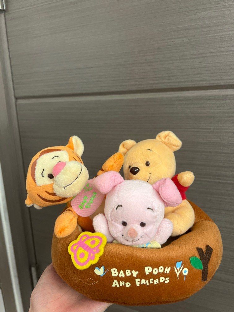 New Winnie the pool sound doll, 兒童＆孕婦用品, 嬰兒玩具 - Carousell