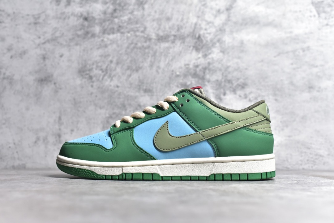 NIKE SB Dunk Low Green blue shoes, Men's Fashion, Footwear, Sneakers on ...