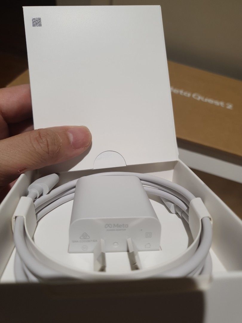 Oculus Quest 2 Full Complete Set with all accessories. 128GB, Video ...