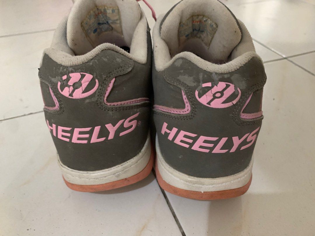 Original Heelys wheel shoe, Women's Fashion, Footwear, Sneakers on ...