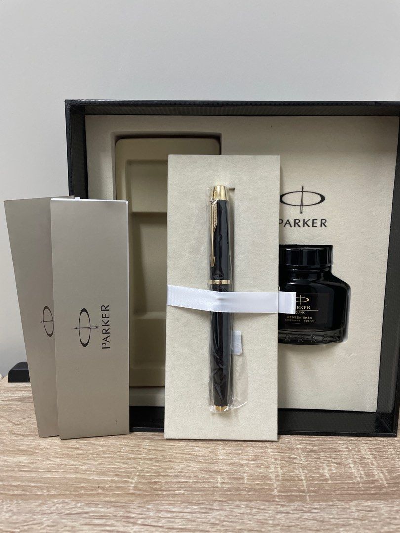 Parker Black / Gold IM Fountain Pen + Quinn Tub, Hobbies & Toys ...