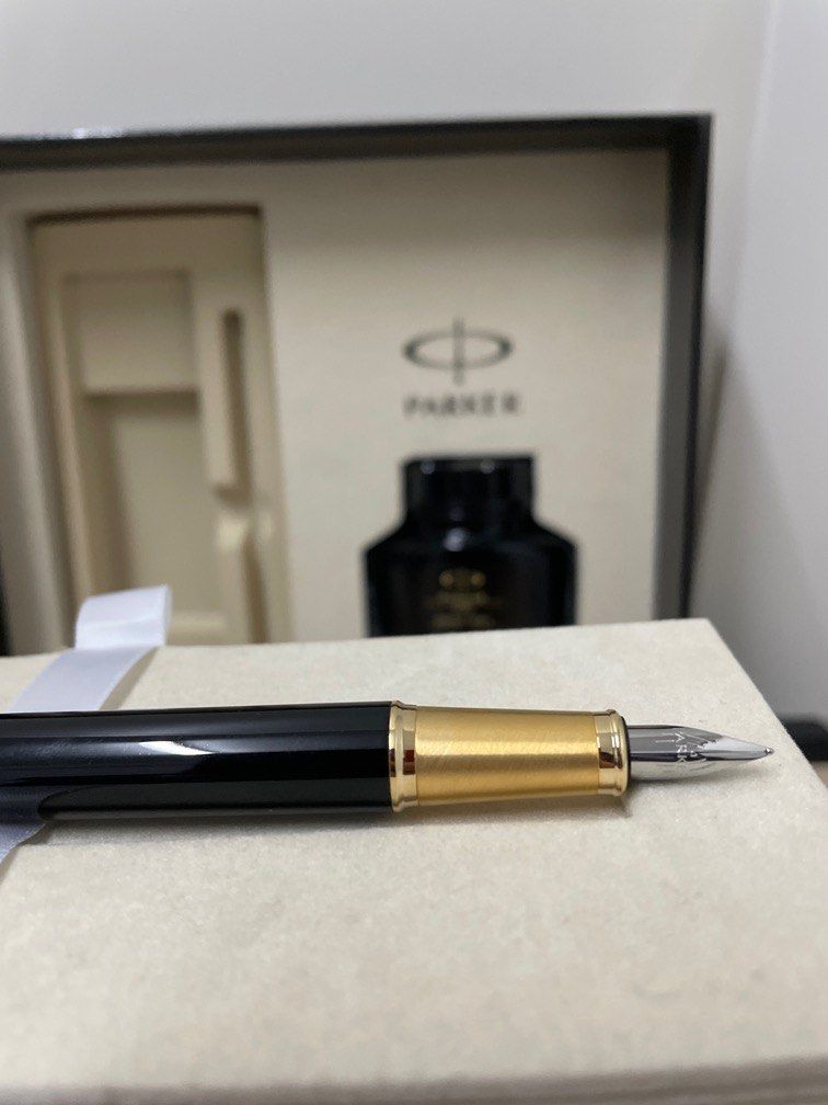Parker Black / Gold IM Fountain Pen + Quinn Tub, Hobbies & Toys ...