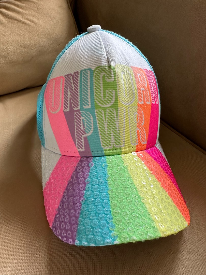 Rainbow Cap, 兒童＆孕婦用品, 嬰兒及小童流行時尚 - Carousell
