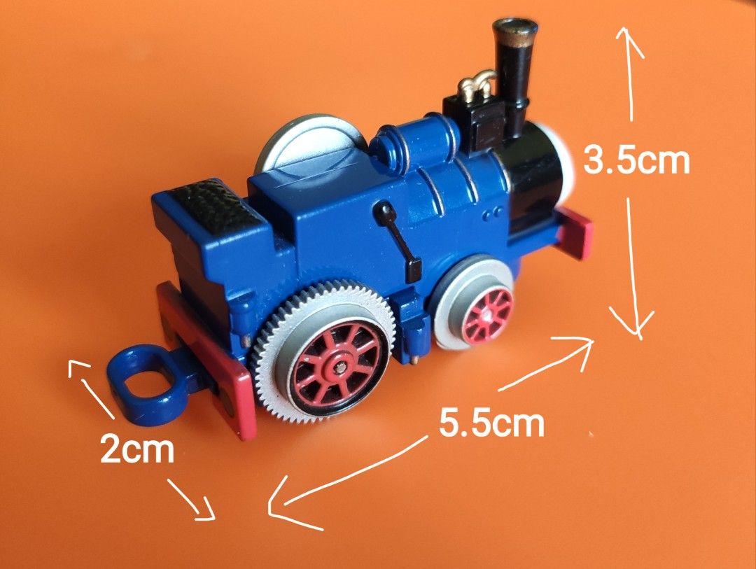 RARE vintage Fergus Gashapon Capsule Plarail Wind-up Thomas Tomy ...
