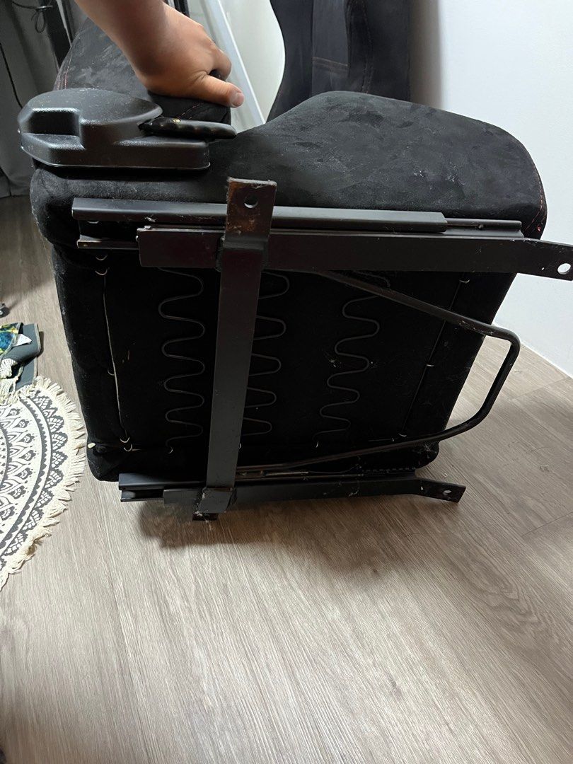 Recaro Semi Bucket Seat, Car Accessories, Accessories on Carousell