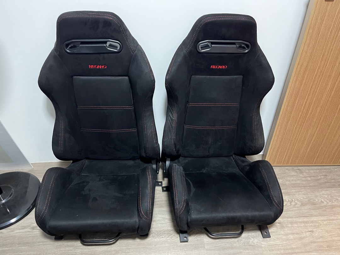 Recaro Semi Bucket Seat, Car Accessories, Accessories on Carousell