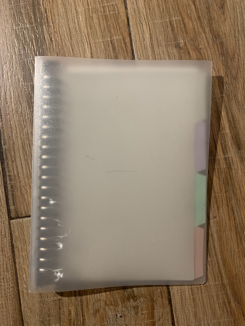[02] FREEBIE: refillable notebook 20 holes with dividers, Hobbies ...