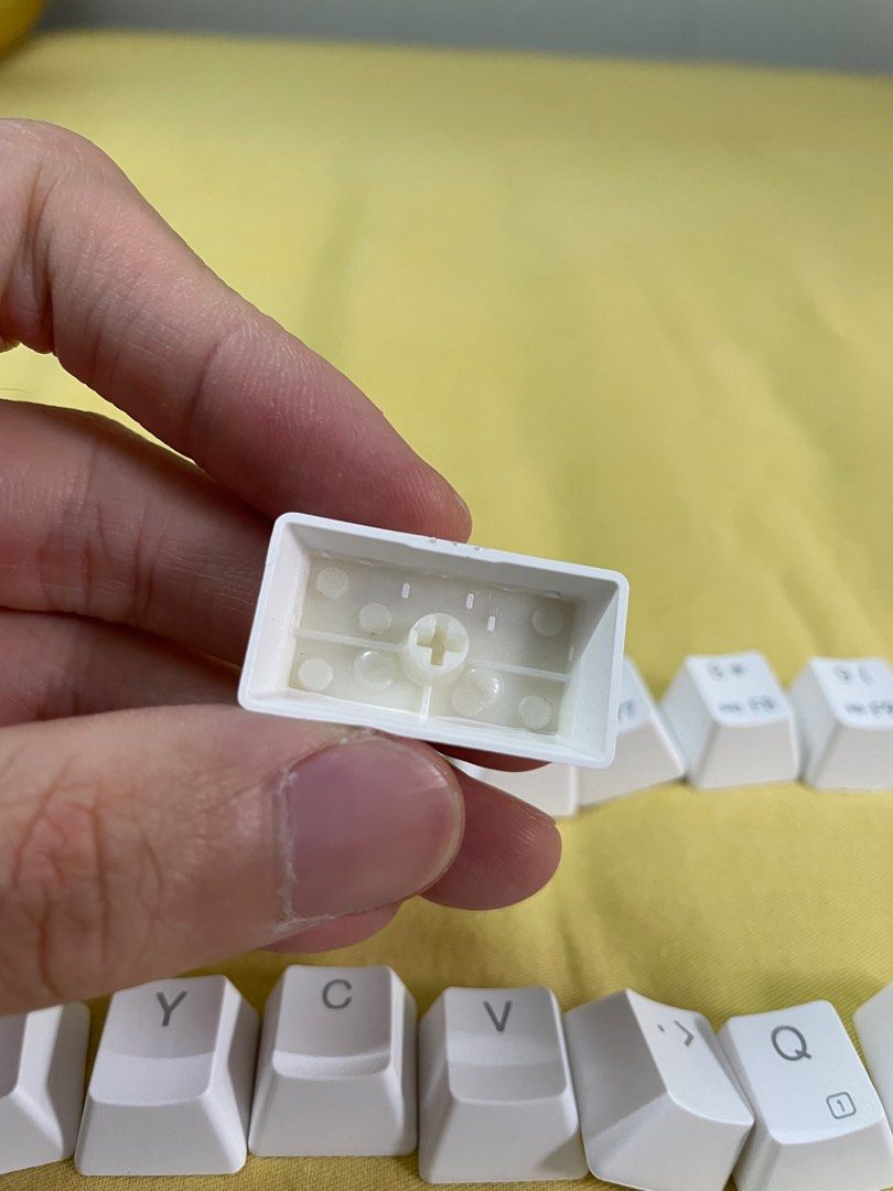 RK G68 Keycaps (White, see-through legends), Computers & Tech, Parts ...