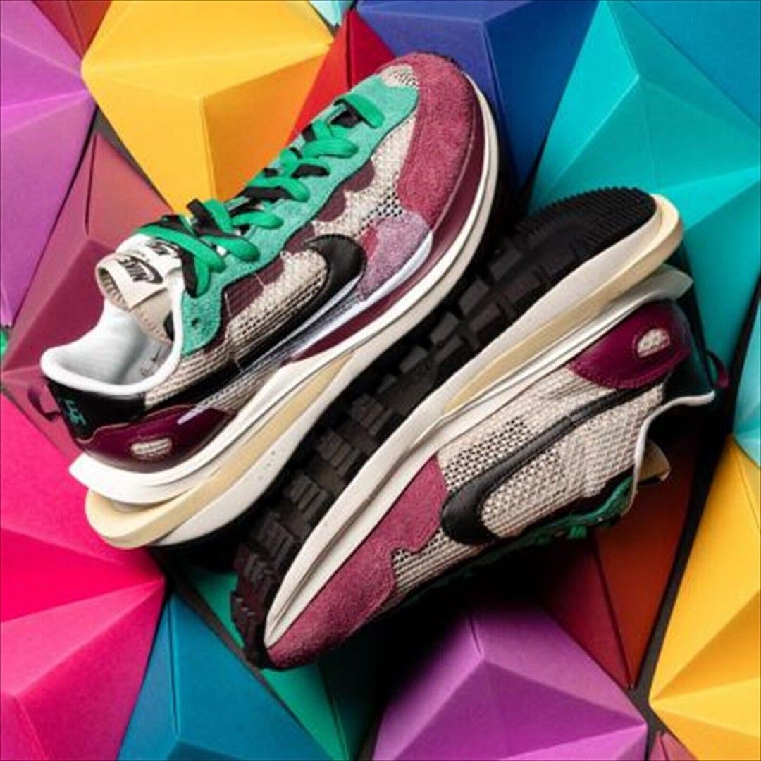 Sacai x Nike VaporWaffle SP “Villain Red” (2021) DD3035-200, Luxury ...