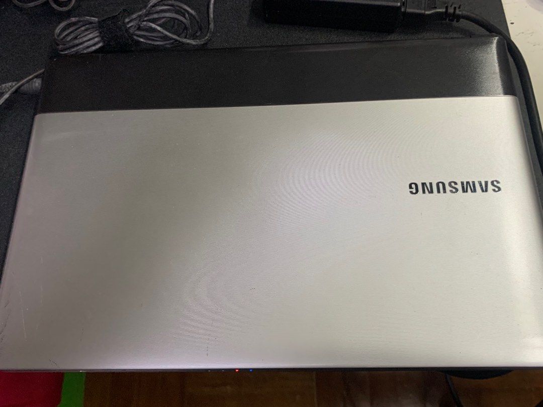 Samsung notebook laptop NP300E4A, Computers & Tech, Laptops & Notebooks on Carousell