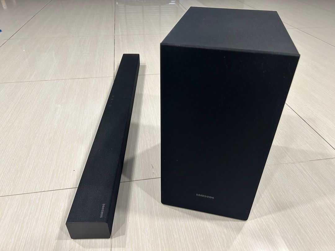 Samsung T-series soundbar and sub woofer HW-T450, Audio, Soundbars ...