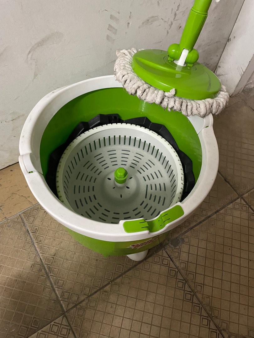 Scotch brite spin mop with bucket, Furniture & Home Living, Cleaning ...