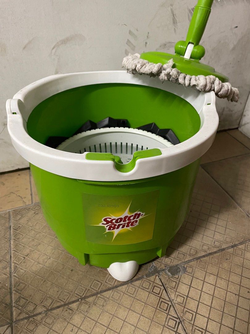 Scotch brite spin mop with bucket, Furniture & Home Living, Cleaning ...
