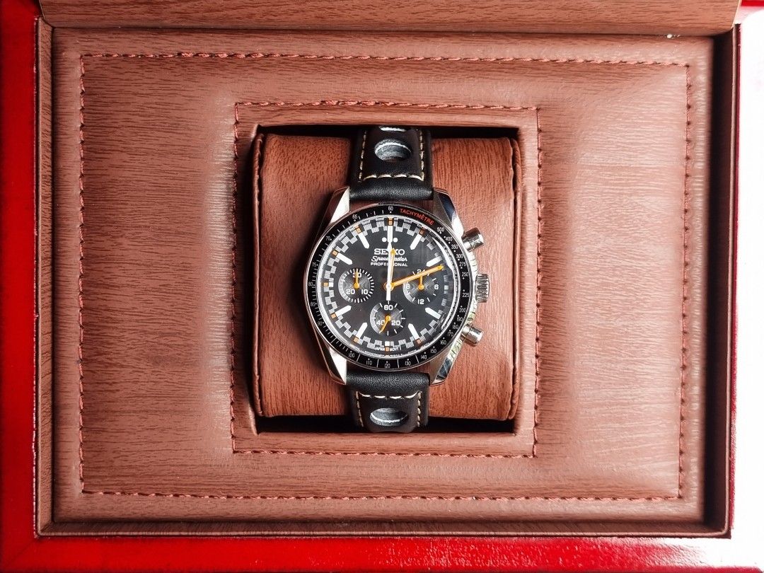 Seiko Mod Custom Speedmaster Racing, Men's Fashion, Watches ...