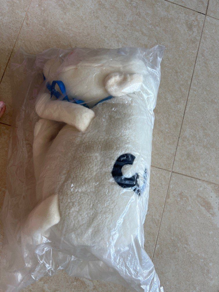 Serta Sheep, Furniture & Home Living, Bedding & Towels on Carousell