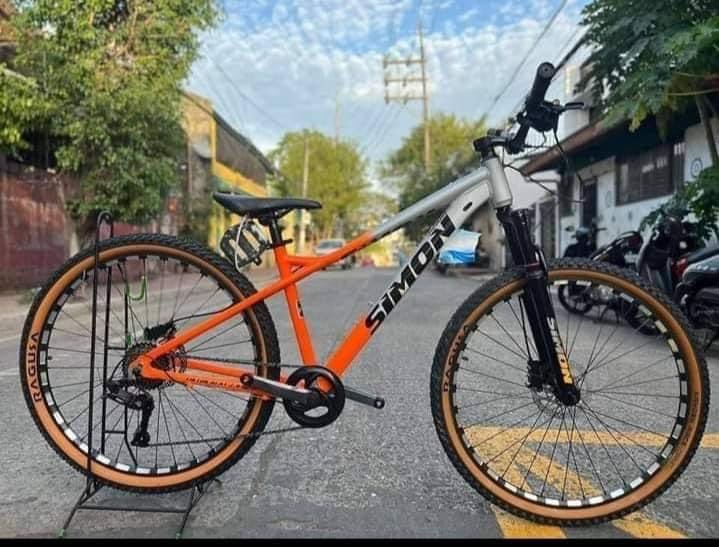 SIMON TIKTOK BEAT 2.0 1x8 Hydraulic Mountainbike, Sports Equipment ...