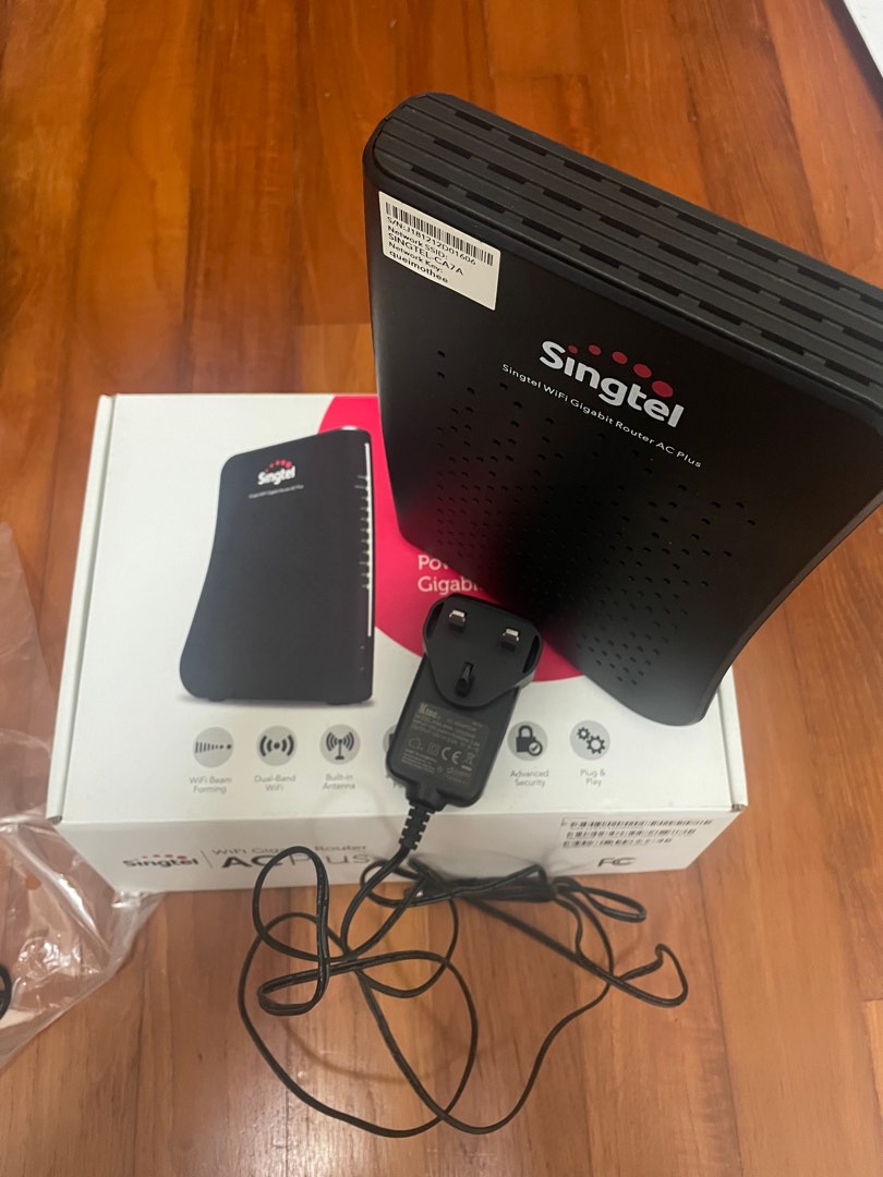 Singtel WiFi Gigabit Router AC Plus, Computers & Tech, Parts ...