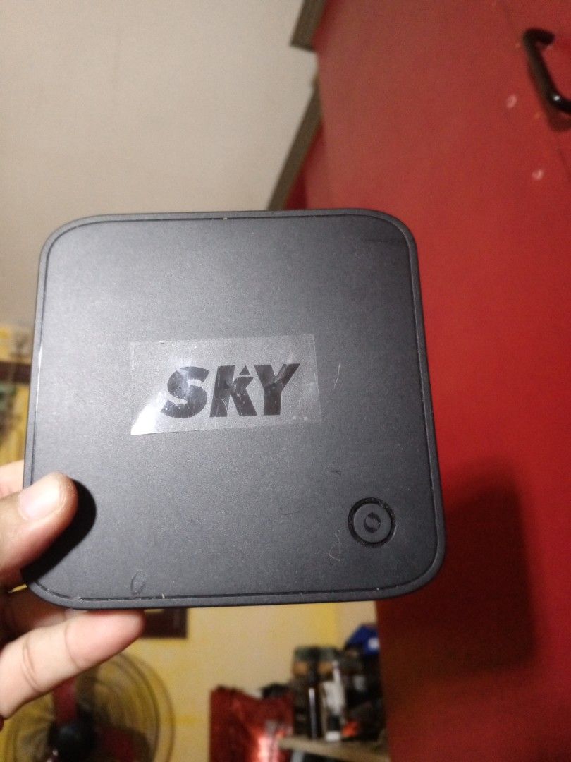 SKY RN410 WIFI MESH, Computers & Tech, Parts & Accessories, Other Accessories on Carousell