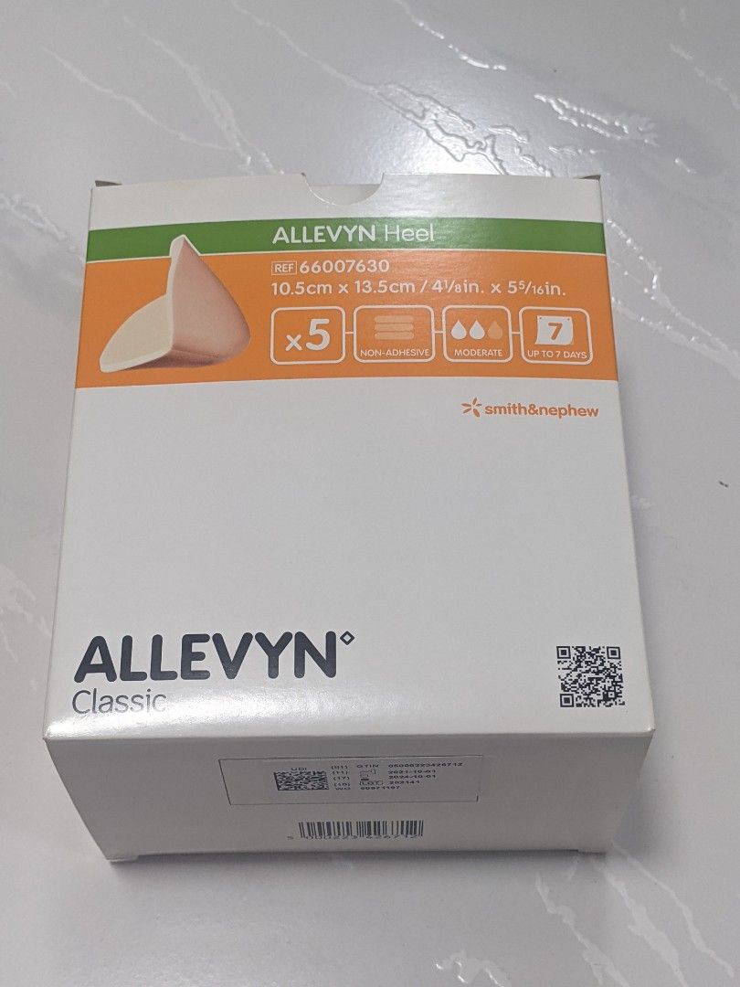 Smith & Nephew Allevyn heel foam dressing, Health & Nutrition, Medical ...