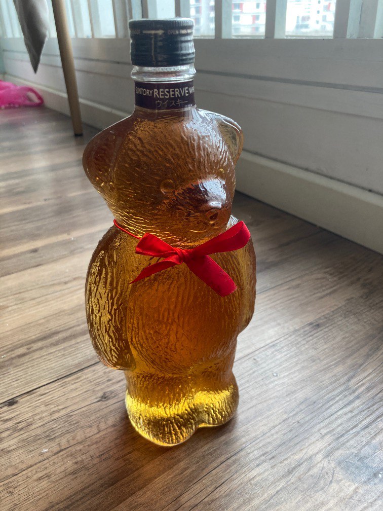 Suntory whiskey special reserve bear, Food & Drinks, Alcoholic ...