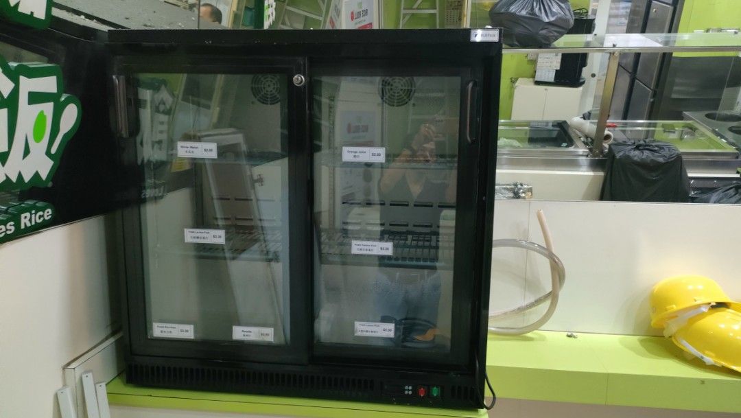 TABLE TOP DRINK DISPLAY CHILLER, Furniture & Home Living, Bathroom ...