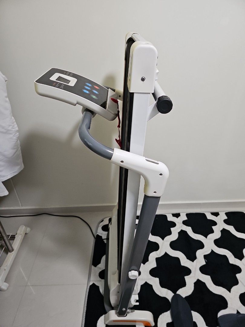 Treadmill, Sports Equipment, Exercise & Fitness, Cardio & Fitness ...