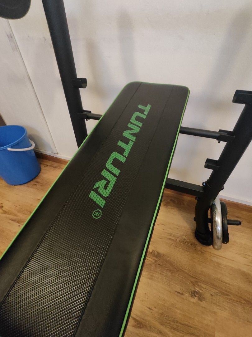 Tunturi weight bench, Sports Equipment, Exercise & Fitness, Weights ...