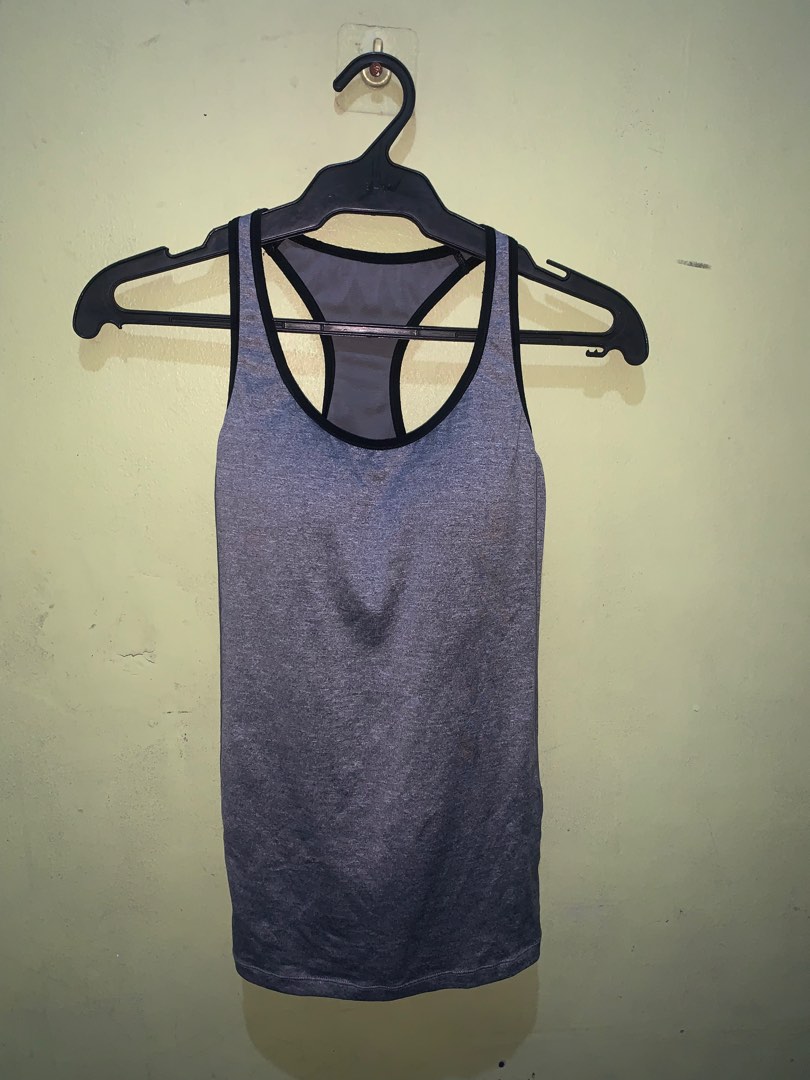 Uniqlo Airism Sando with bra, Women's Fashion, Activewear on Carousell
