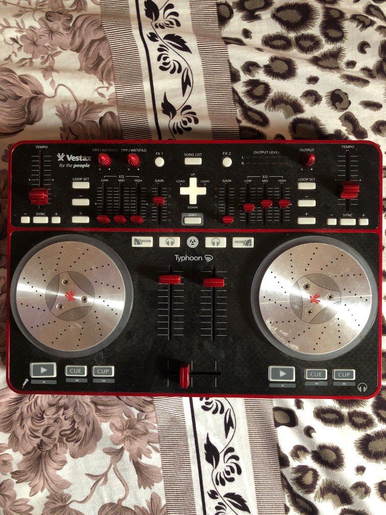 VESTAX TYPHOON DJ CONTROLLER, Hobbies & Toys, Music & Media, Musical ...