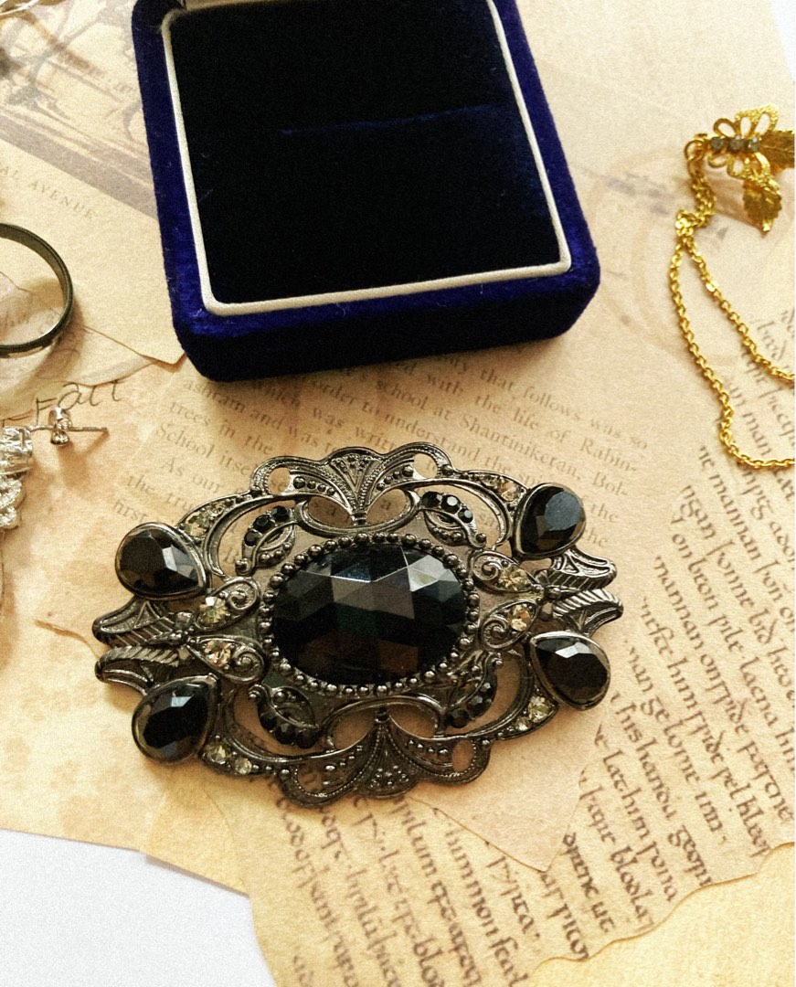 Vintage Gothic Brooch Pin, Women's Fashion, Jewelry & Organizers ...