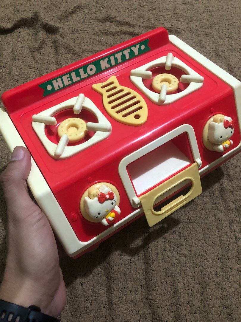 Vintage Hello Kitty Toho Toy gas stove, Hobbies & Toys, Toys & Games on ...