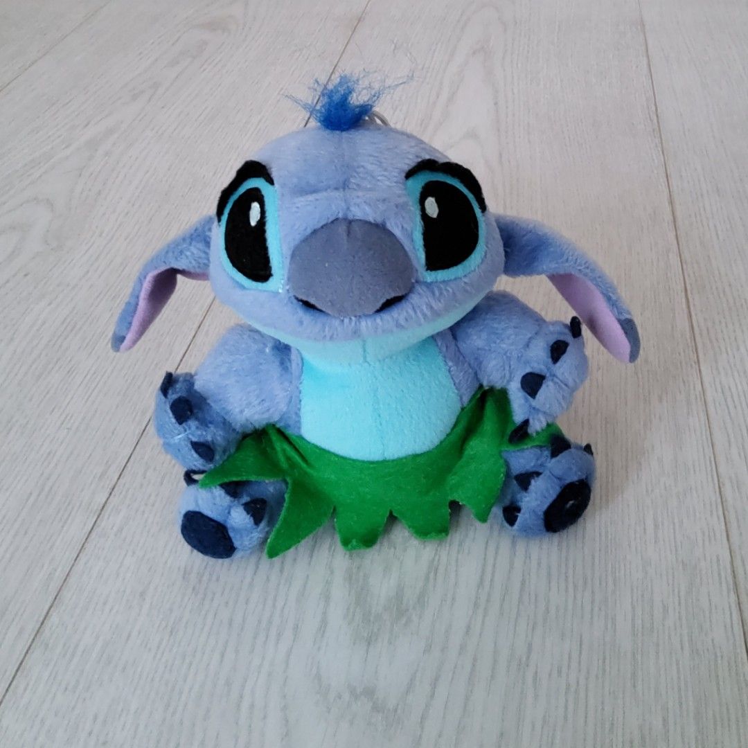 Walt Disney - Blue Stitch 15cm wearing Green Leaves ( Cartoon Character ...