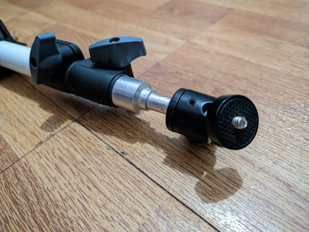 Wanbo tripod with wall mount, Photography, Photography Accessories ...